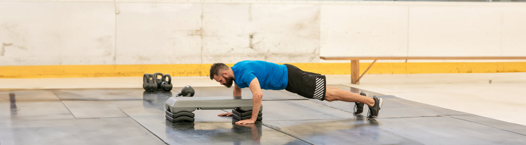 Hand Step-Ups Split: Strengthen the Shoulders